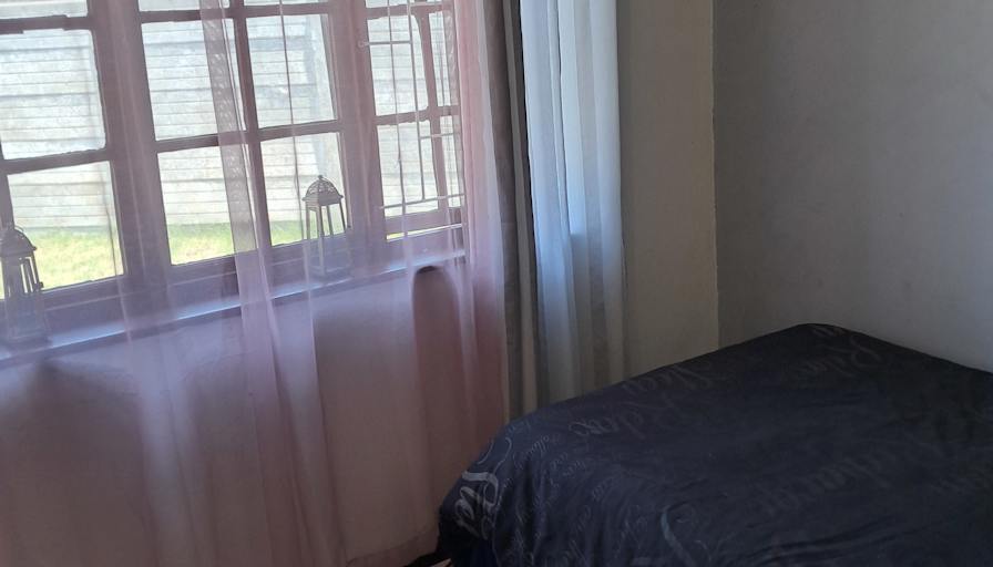 Furnished room in a house | Ottery Road, Cape Town,... – Roomies.co.za