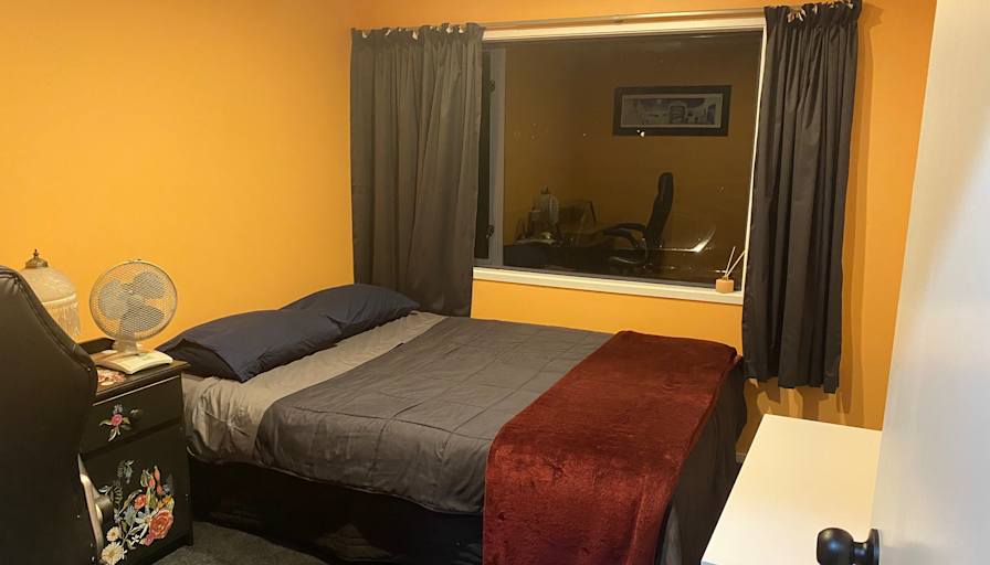 Furnished room in a house | Townshend Street, Saint... – Roomies.co.nz