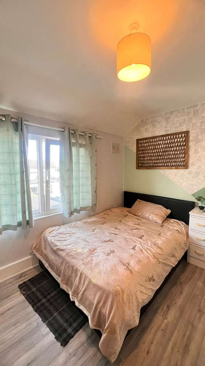 Furnished room in a house | Dublin, D10 | Double Bedr... – Roomies.ie