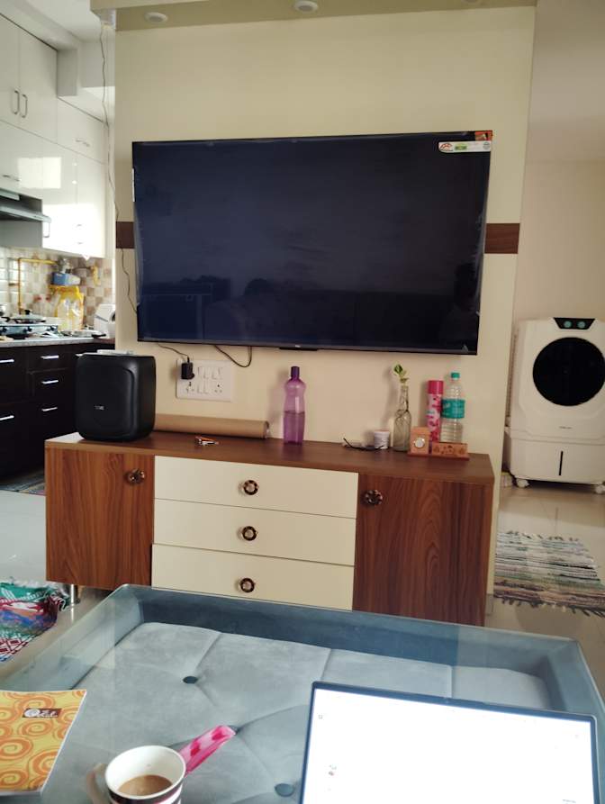 Furnished room with own bathroom in an apartment |... – Roomies.co.in